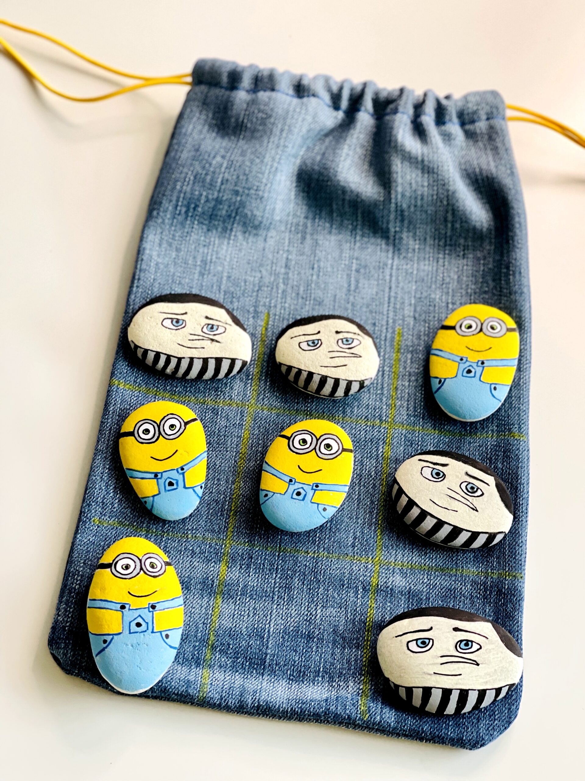 TUTO - Le jeu du morpion Minions - Lina Haeg - DIY